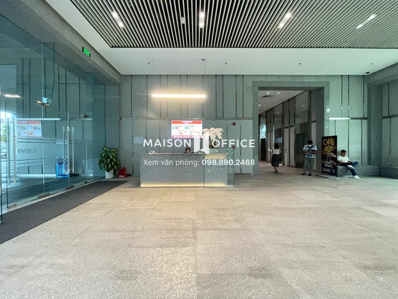 ETOWN Central - Office for lease in District 4 HCMC