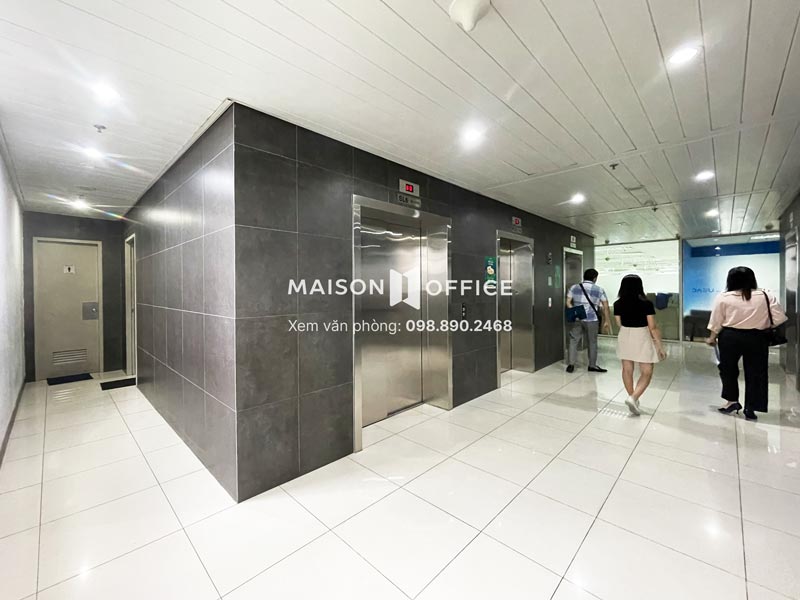 Ree Tower - Office for lease in District 4 HCMC