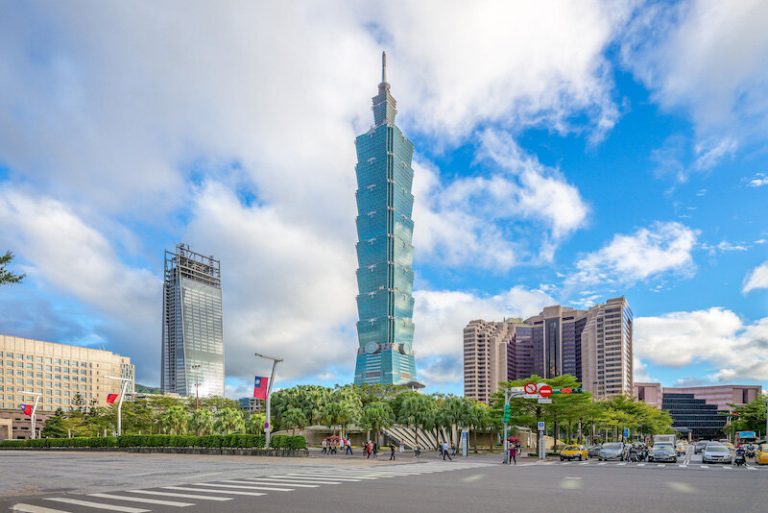 Top 10 tallest buildings in Asia - #1 Burj Khalifa – 828m