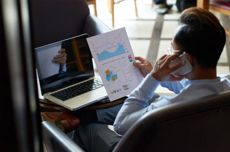 Gen Y là gì? Nhận biệt sự khác biệt giữa Gen Y và thế hệ khác